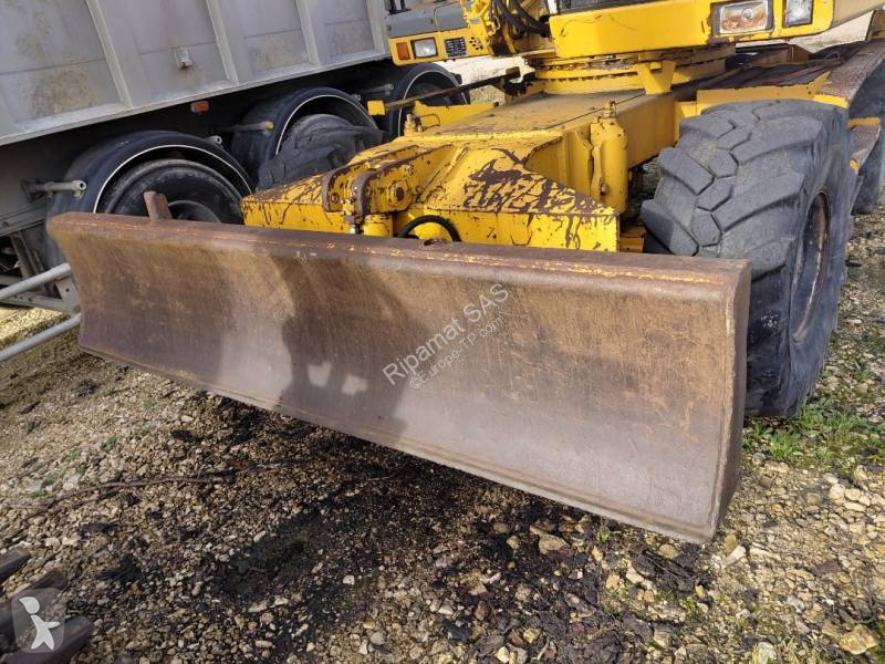 Pelle sur pneus Liebherr A900 occasion - n°11130246
