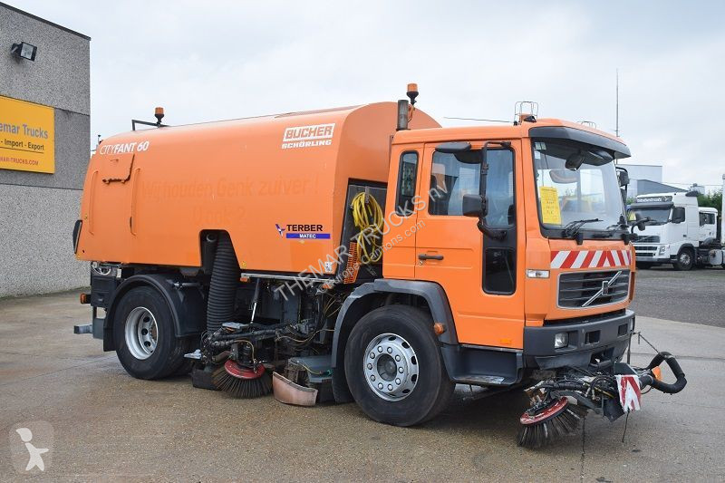 Camion balayeuse Volvo FL6 618 4X2 occasion - n°7978457