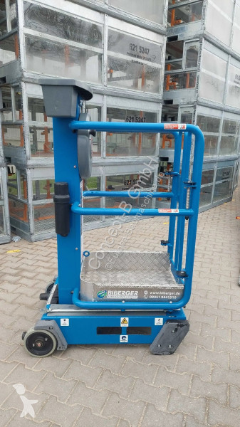 Podnośnik nożycowy Genie GS-3390RT GS-3390 Olej napędowy Diesel używana ...