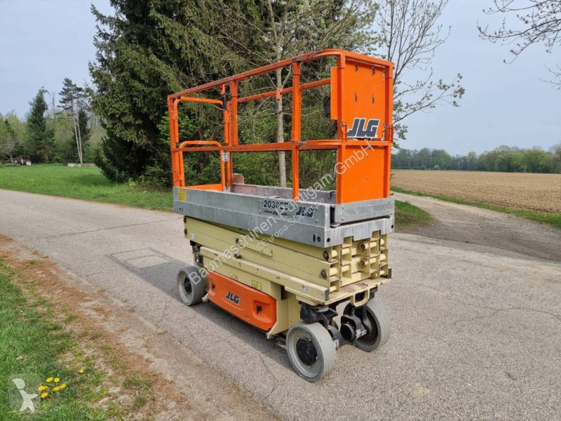 Podnośnik nożycowy JLG 2030ES używana - n°11327487