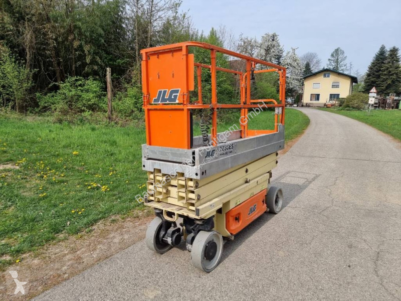 Podnośnik nożycowy JLG 2030ES używana - n°11327487
