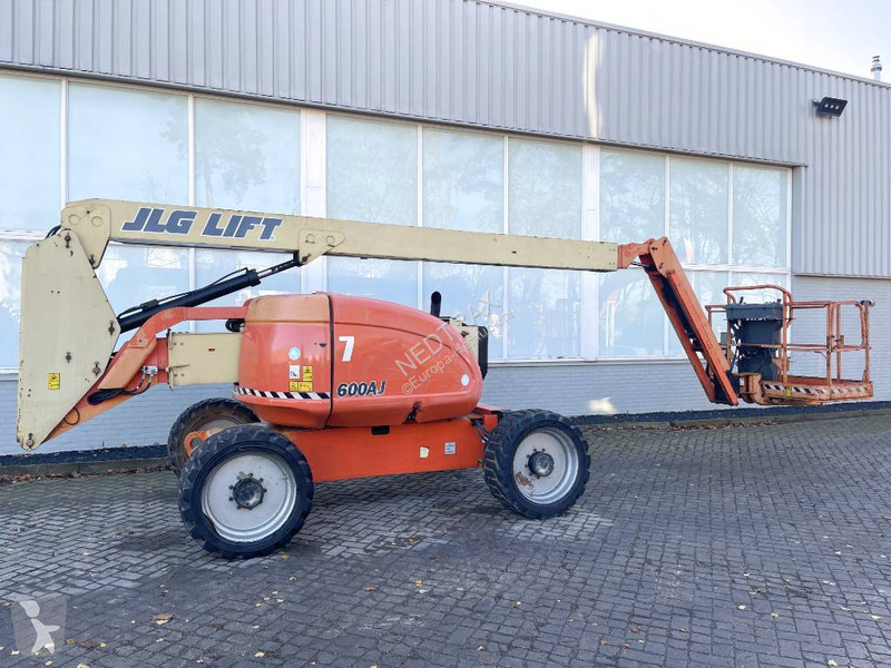 Used JLG 600AJ self-propelled aerial platform - n°10245914