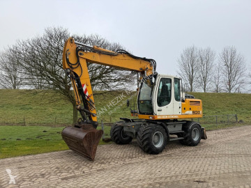 Liebherr A900C Litronic excavator, 2 ads of used Liebherr A900C ...