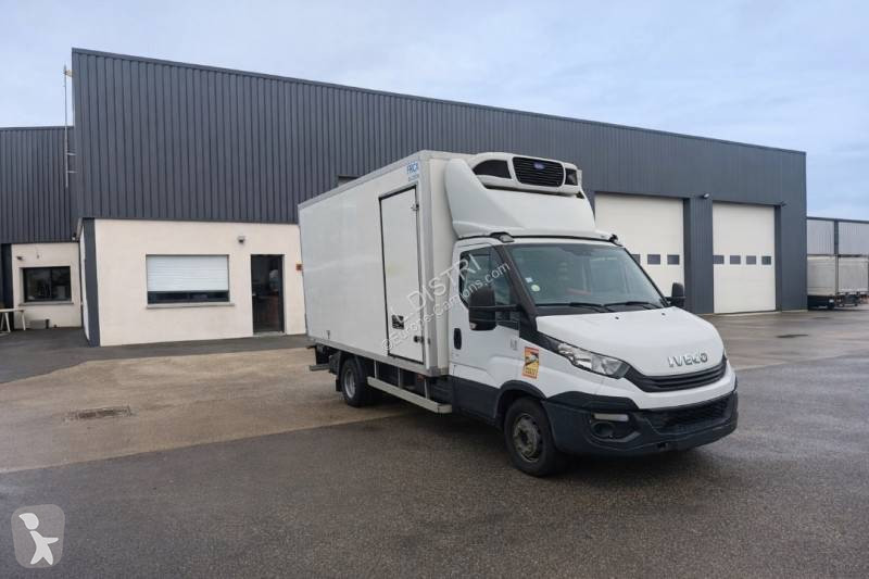 Camion frigo mono température Iveco Carrier Daily 70C18 4x2 Gazoil Euro ...