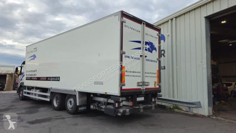 Alquiler camión frigorífico monotemperatura Volvo FMX 380 (LOCATION ...