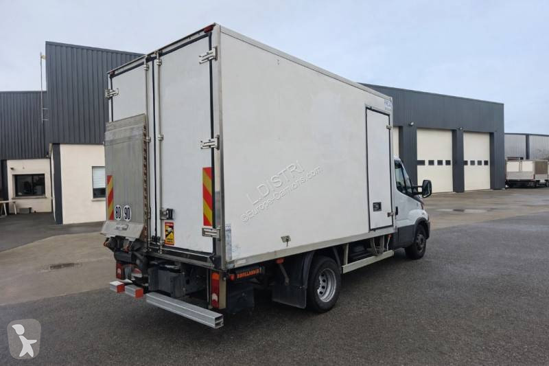 Camion frigo mono température Iveco Carrier Daily 70C18 4x2 Gazoil Euro ...