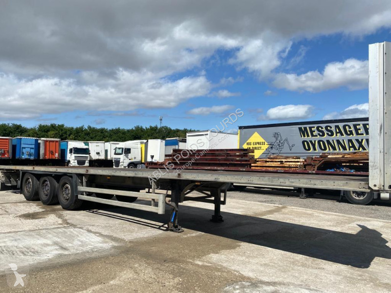 Semi remorque Schmitz Cargobull plateau 3 essieux occasion - n°10420344