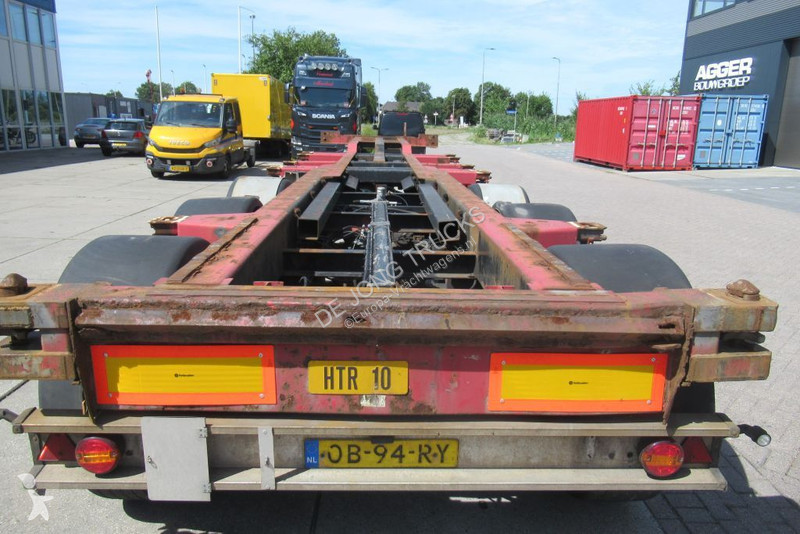 Semi remorque Renders porte containers Container Chassis / Extendable ...