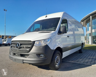 Véhicule utilitaire Mercedes Sprinter 4x2 gazoil hayon ITALIE neuf ...