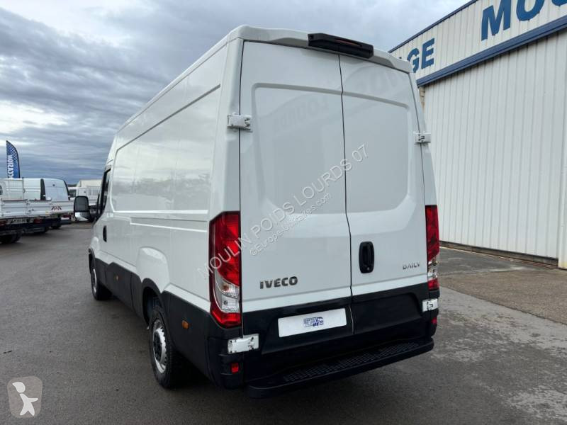 Fourgon utilitaire Iveco Daily 35S14V12 4x2 Gazoil occasion - n°10189698