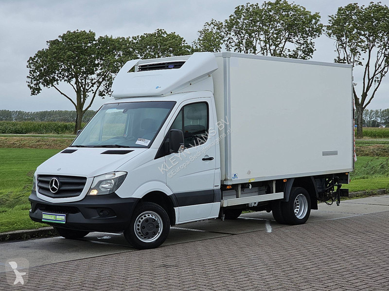 Fourgon utilitaire Mercedes Sprinter 516 cdi frigo laadklep 4x2 Gazoil ...