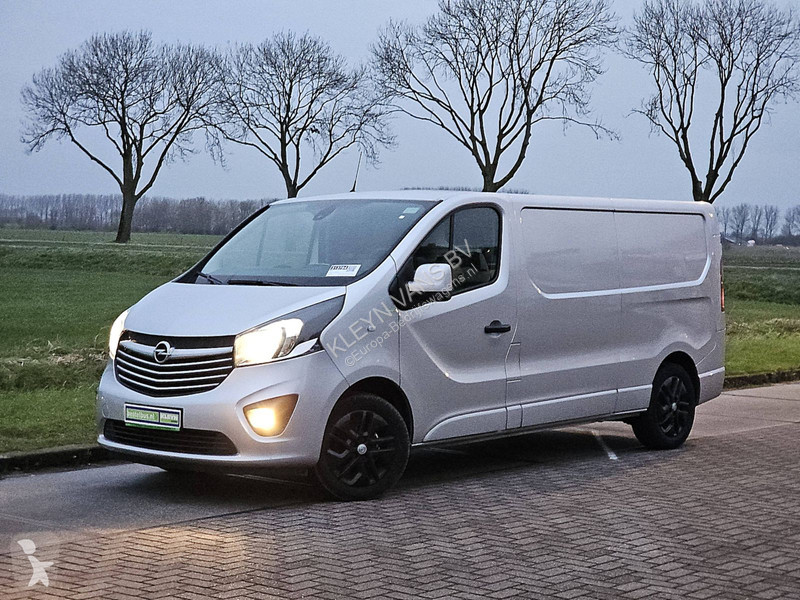 Fourgon utilitaire Opel Vivaro 1.6 l2h1 edition euro6! 4x2 Gazoil Euro ...