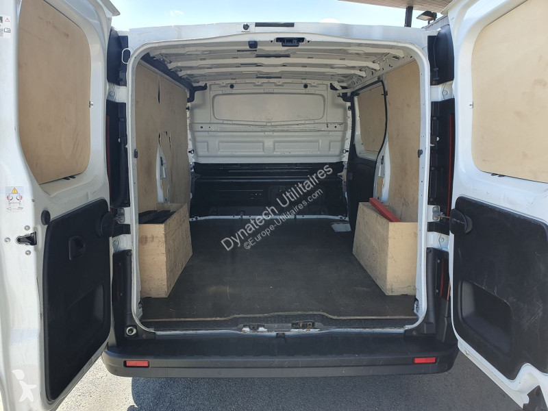 Furgoneta mediana Renault Trafic TRAFIC III FG L1H1 1000 1.6 DCI 95CH ...