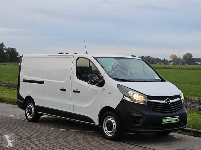 Fourgon utilitaire Opel Vivaro 1.6 ac navi euro6 4x2 Gazoil occasion ...