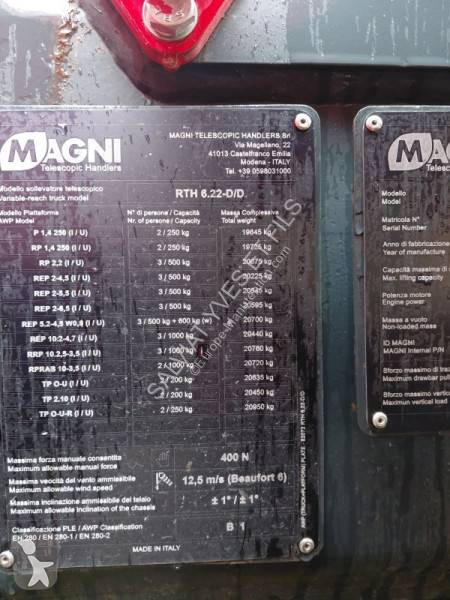 Carretilla telescópica rotativa usado Magni RTH - Anuncio nº11354298